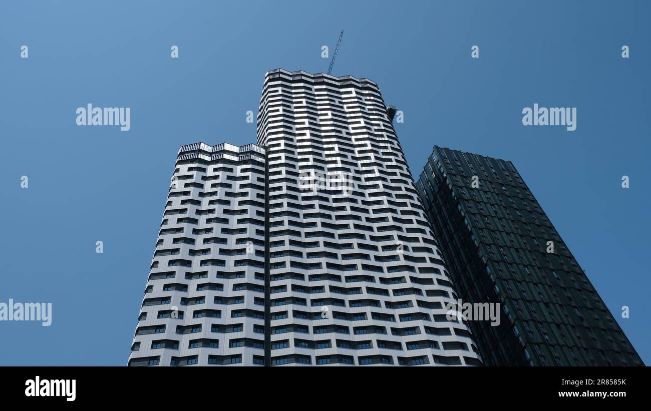 Europe's tallest Modular building Enclave; Croydon next to Ten Degrees ...