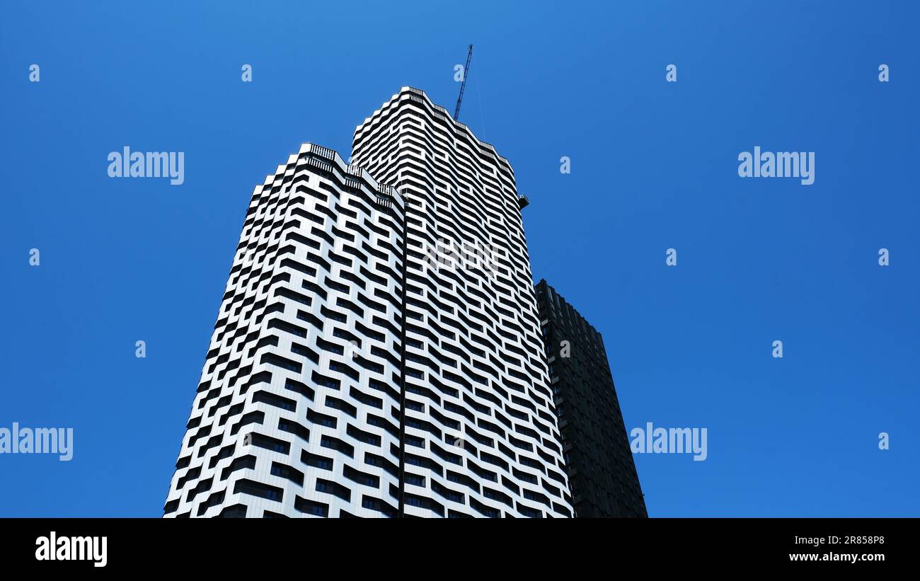 Europe's tallest Modular building Enclave; Croydon next to Ten Degrees ...