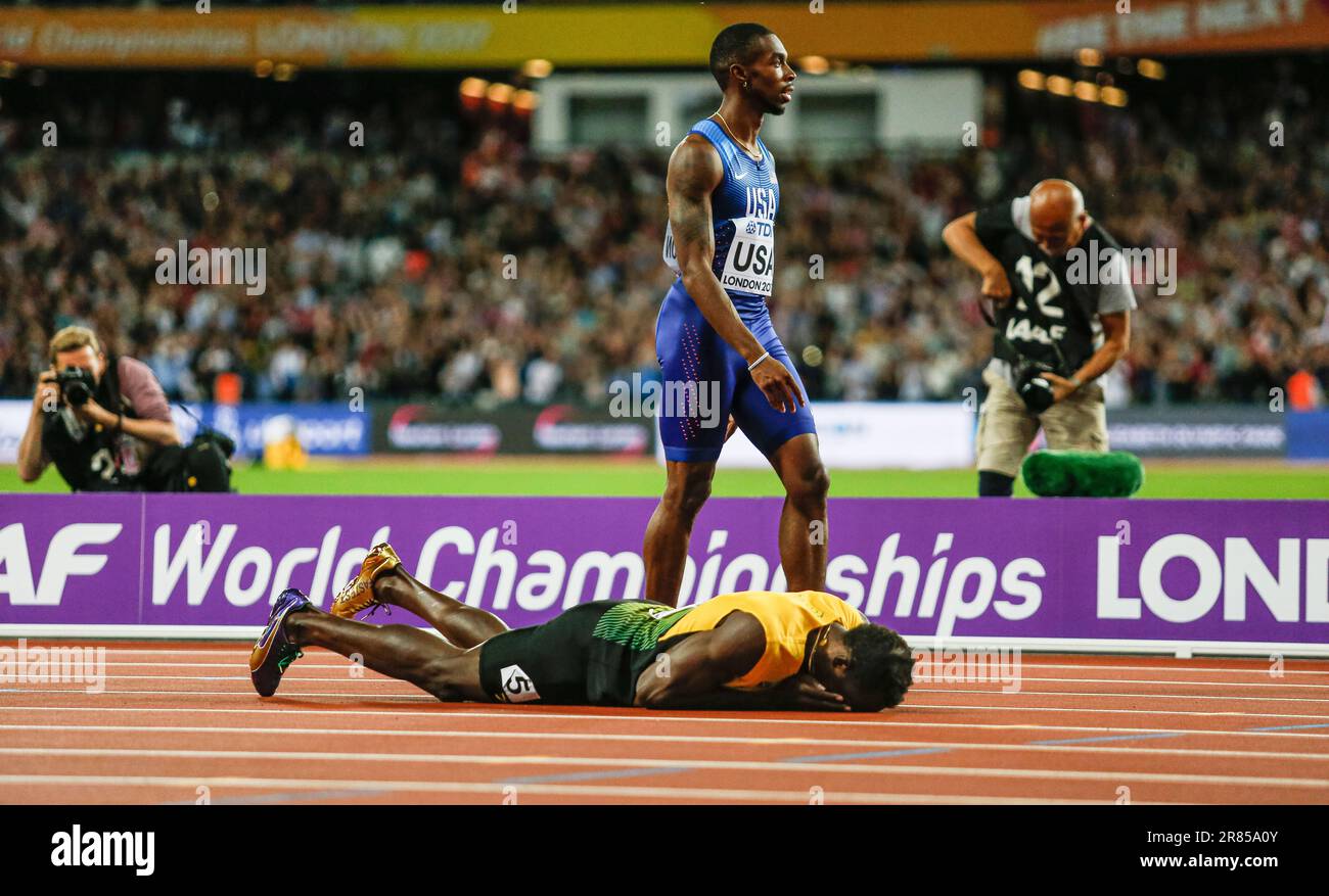 Usain Bolt on the day of his farewell, injured and stuck on the ground ...
