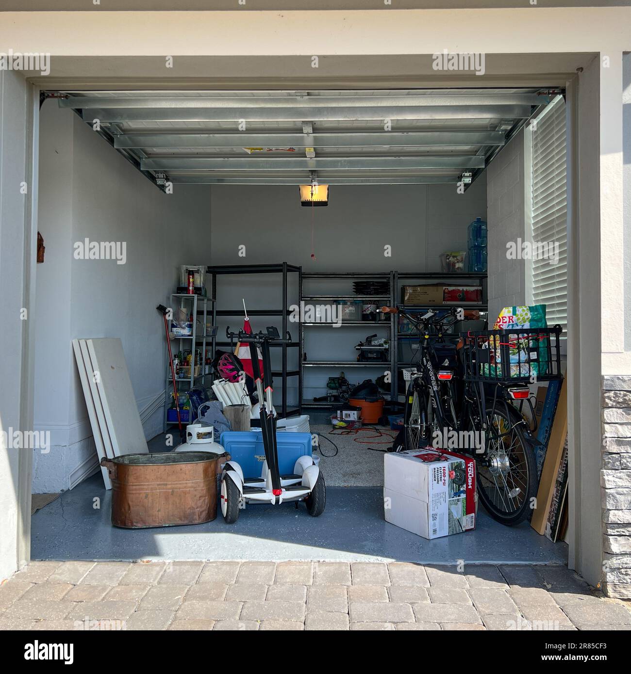 Hoarding house mess hi-res stock photography and images - Alamy