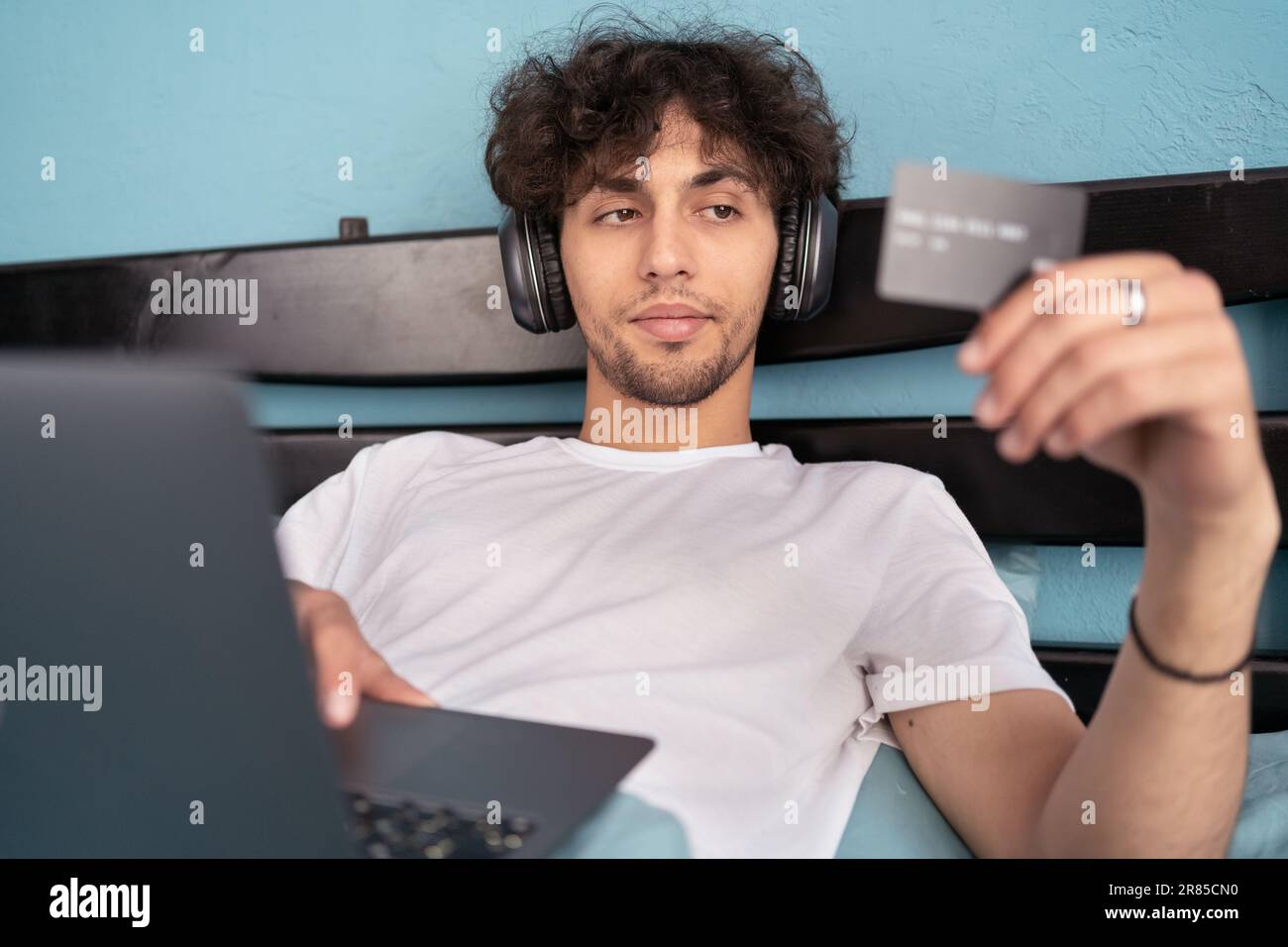 Spend arab hi-res stock photography and images - Alamy