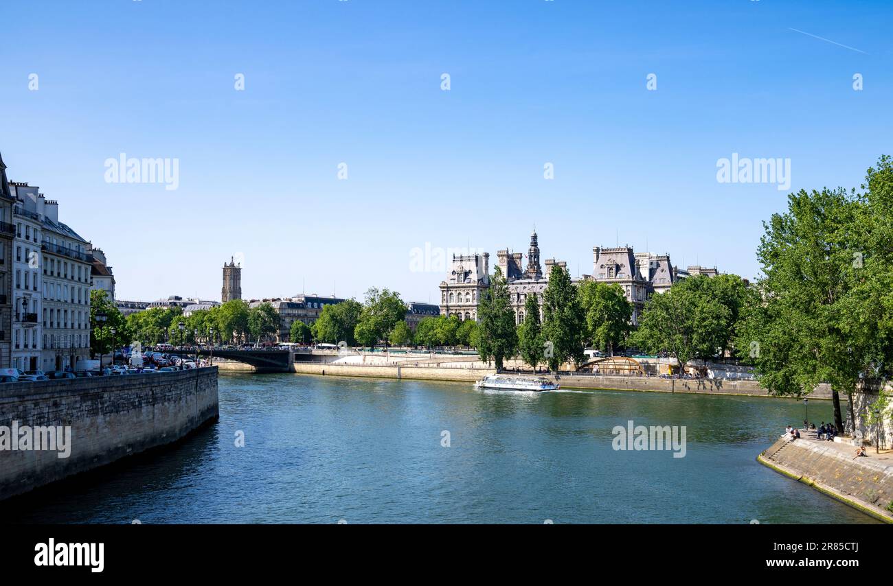 River siena hi-res stock photography and images - Alamy