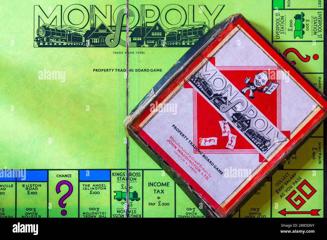 Vintage Monopoly Property Trading Board Game Trade Mark 711981 by John Waddington Ltd - vintage ...