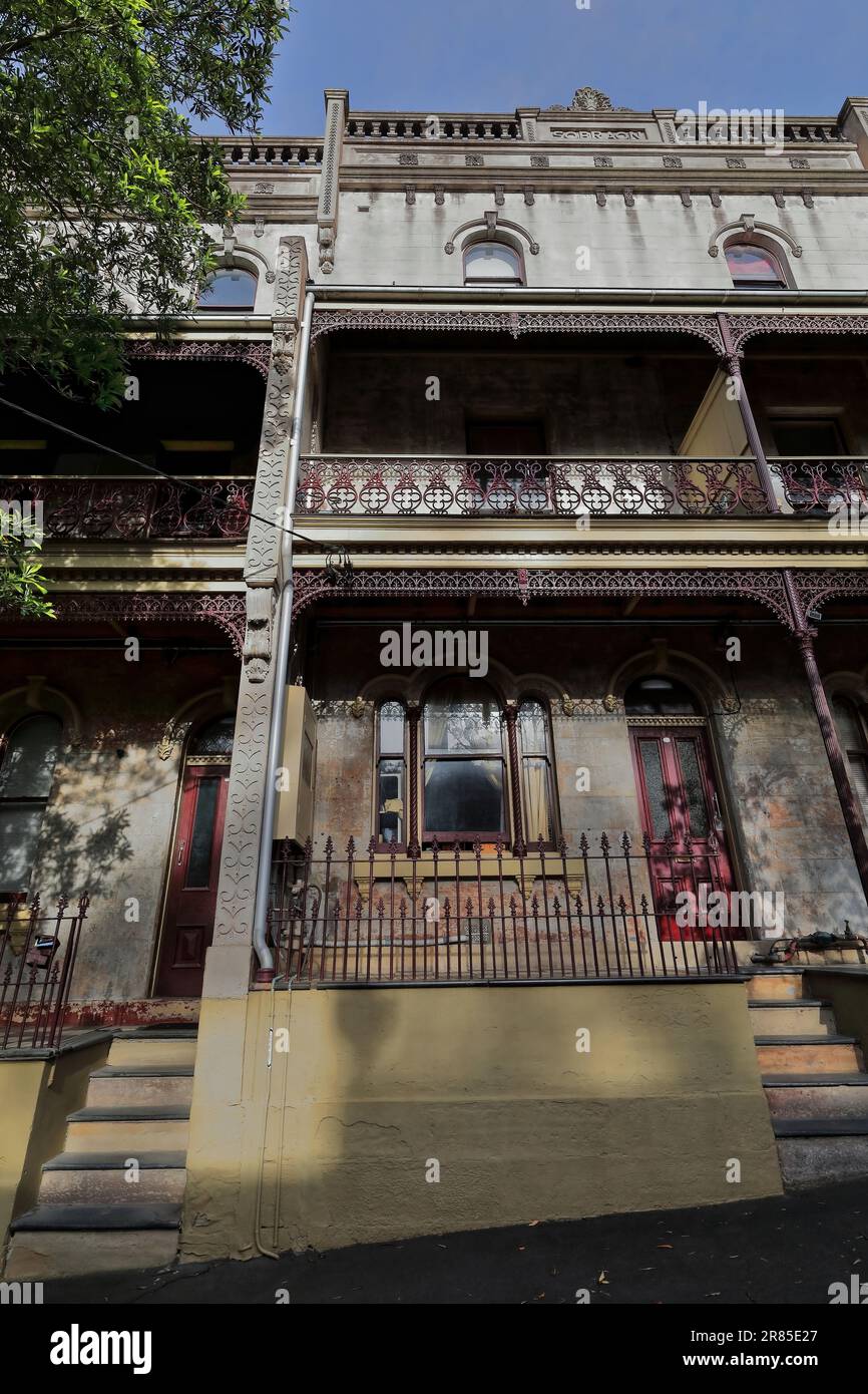 694 Victorian Filigree style terrace houses vertically staggered on ...