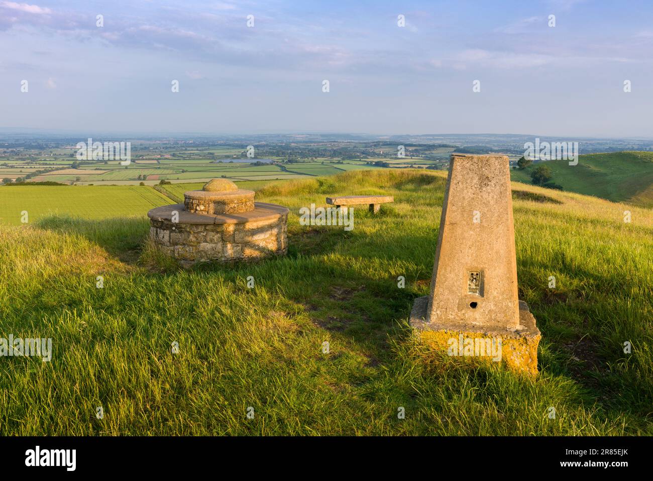 Corton denham beacon hi-res stock photography and images - Alamy