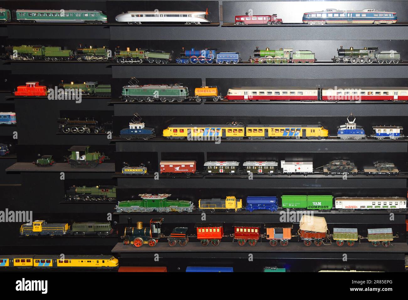 High quality miniatures hi-res stock photography and images - Alamy