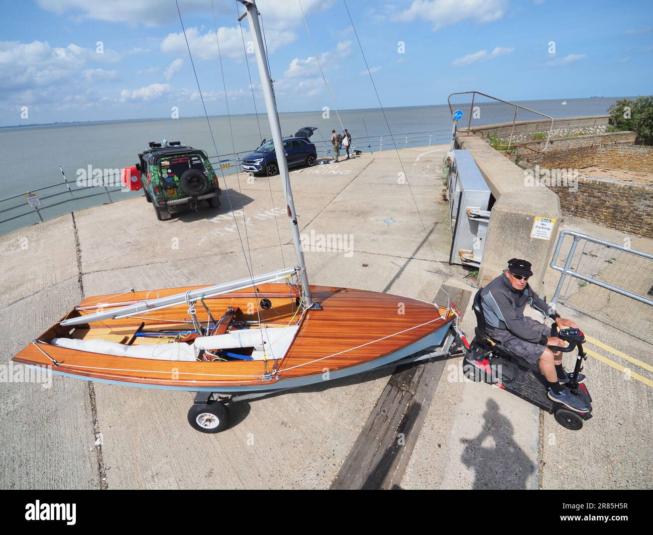 Sailing dinghy 1970s hi-res stock photography and images - Alamy