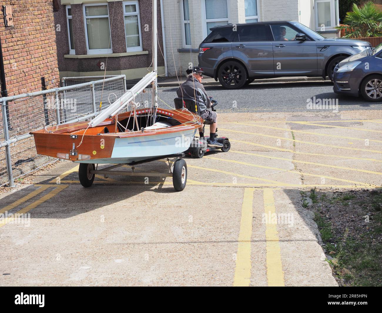 Sailing dinghy 1970s hi-res stock photography and images - Alamy