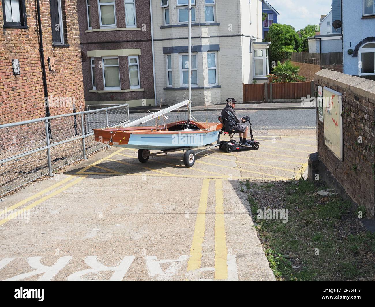 Sailing dinghy 1970s hi-res stock photography and images - Alamy