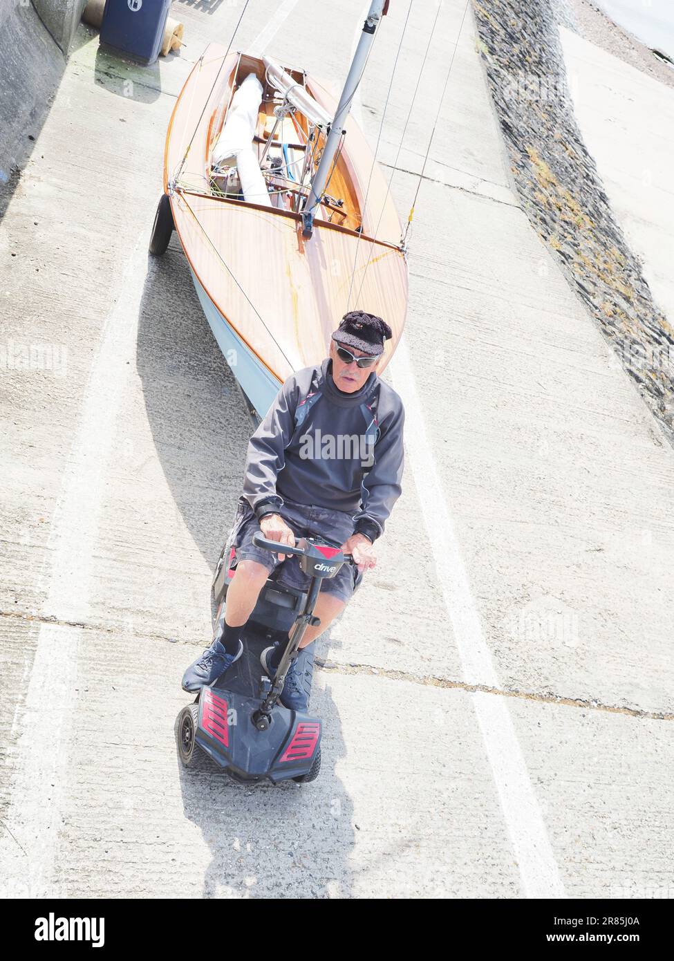 Sailing dinghy 1970s hi-res stock photography and images - Alamy