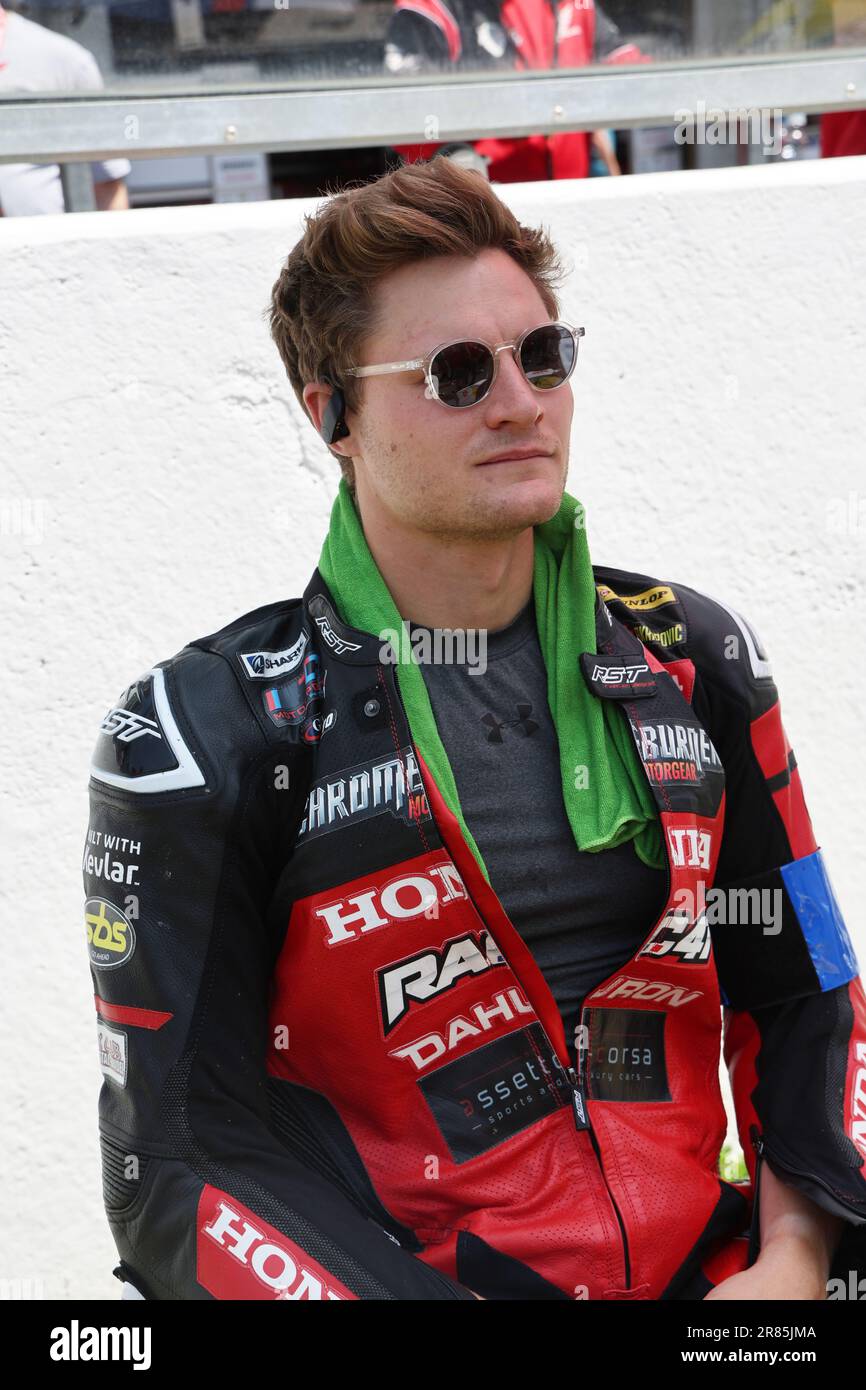 24 stunden rennen hi-res stock photography and images - Alamy