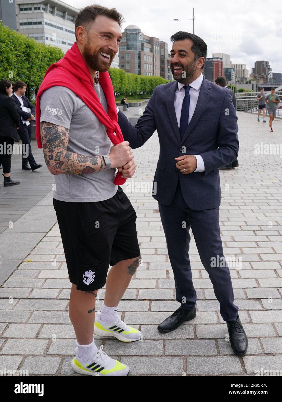 First Minister Humza Yousaf meets the Georgia football captain Guram ...