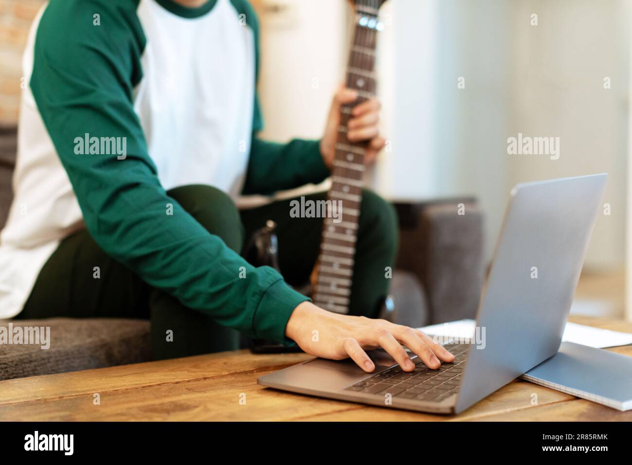 Play Guitar Chords On Computer