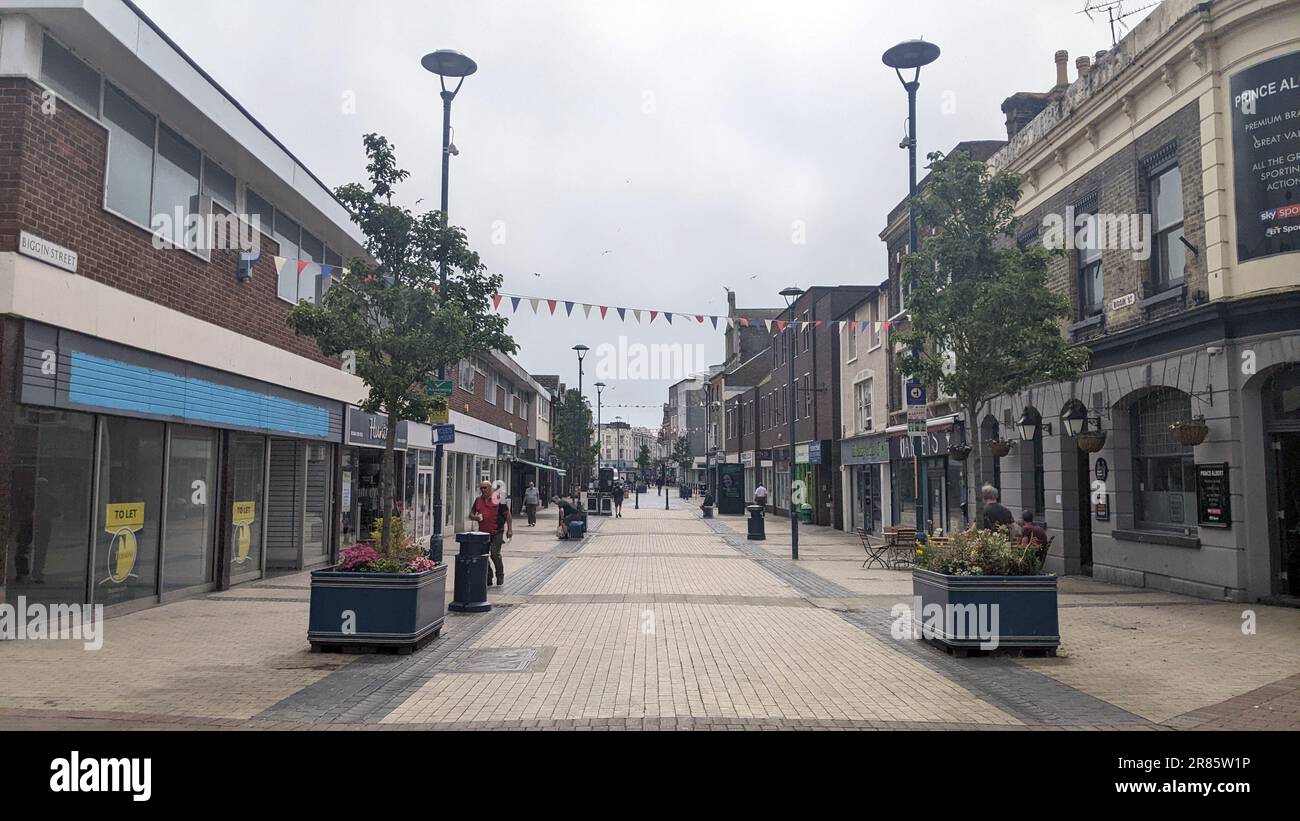 Dover town centre hi-res stock photography and images - Alamy