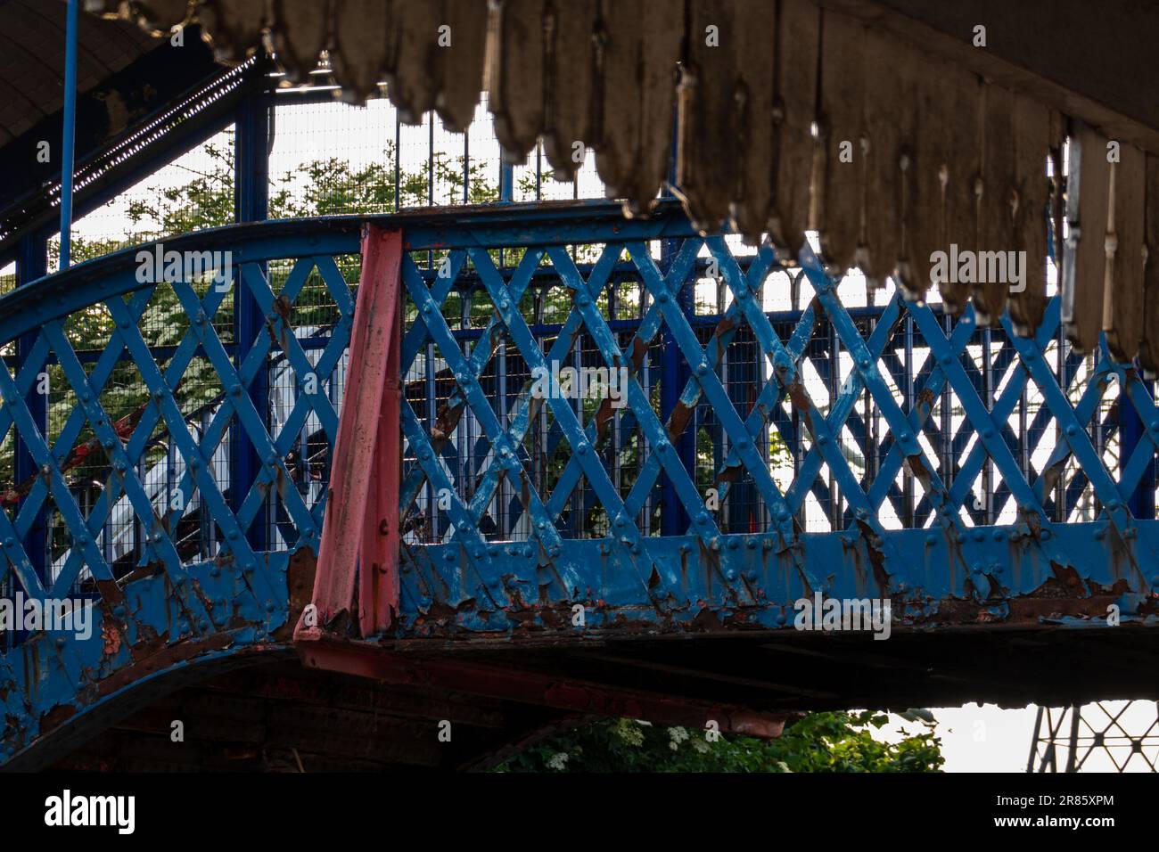 Railway Station, Old footbridge and canopy Stock Photo - Alamy