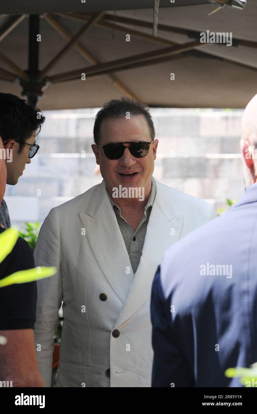 Brendan fraser lunch hi-res stock photography and images - Alamy