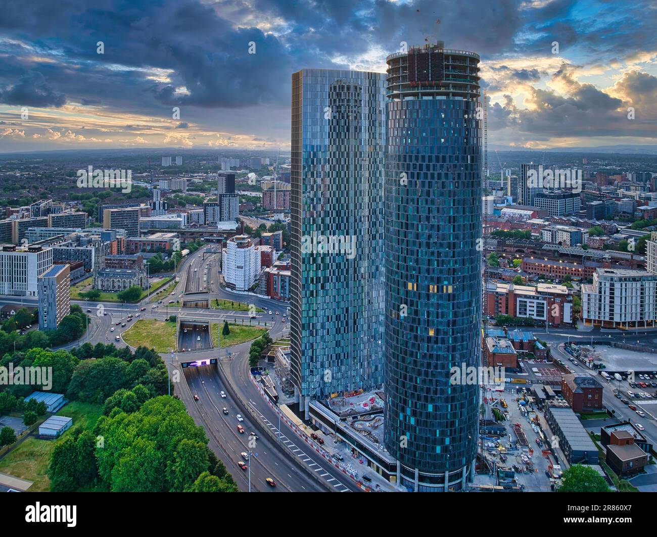 Manchester cloudy skies Stock Photo - Alamy