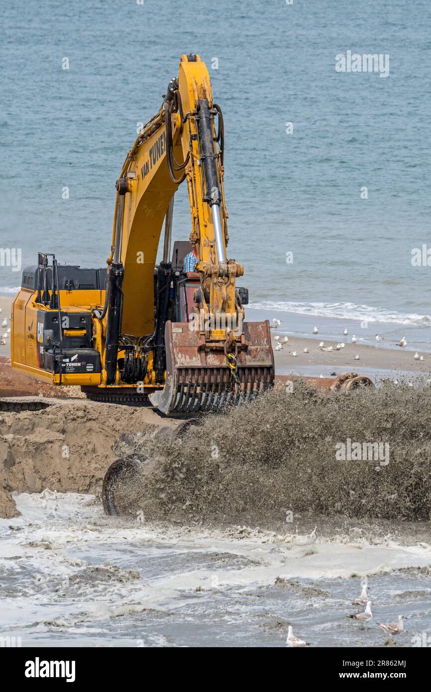 Crawler hydraulic excavator used for sand replenishment / beach ...