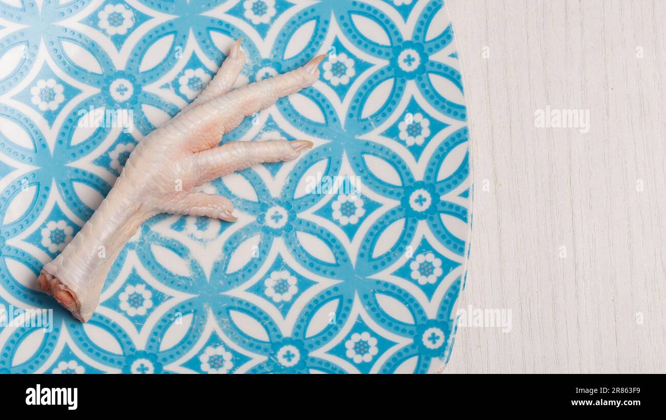 Close up blue chicken legs hi-res stock photography and images - Alamy