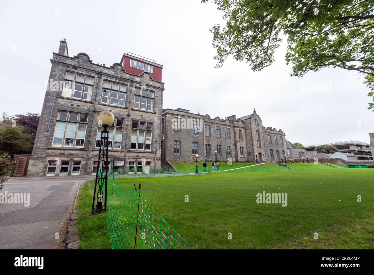 St andrews university quad hi-res stock photography and images - Alamy