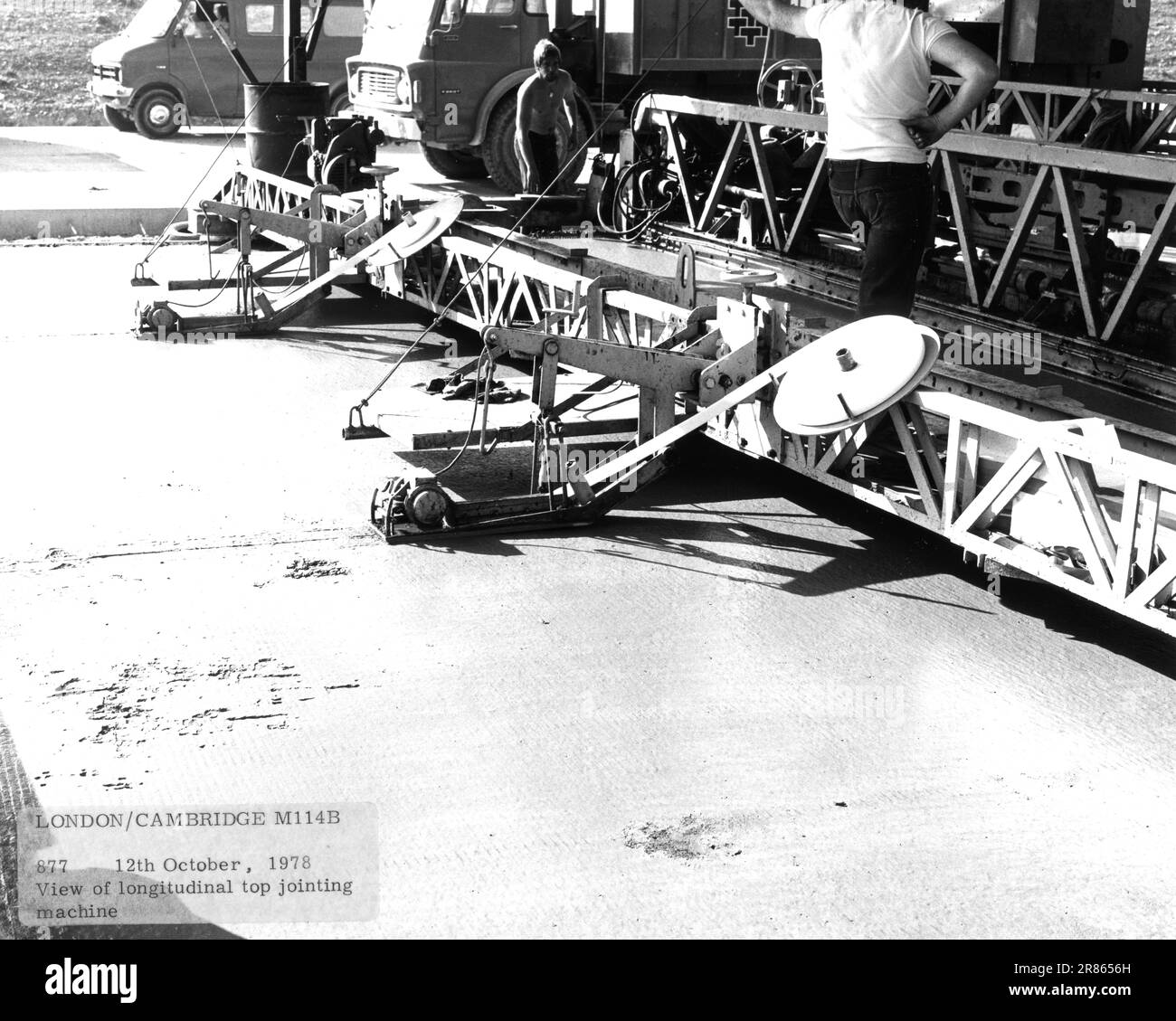 Construction of the M11 MotorwayRoad worker Stock Photo - Alamy