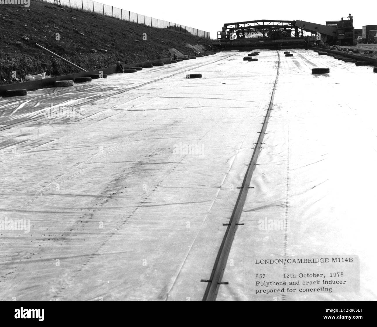 Construction worker in concrete Black and White Stock Photos & Images ...