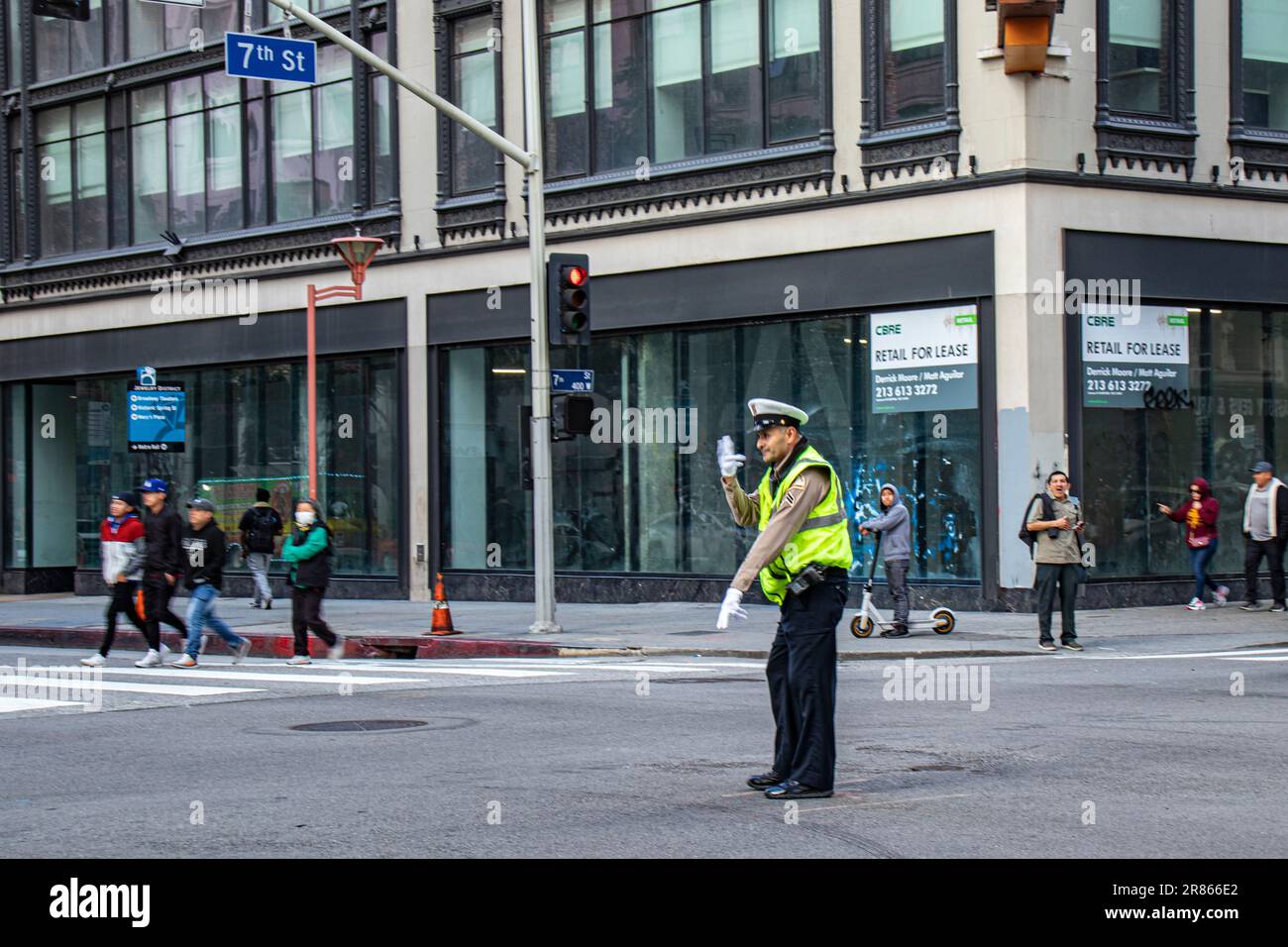 Traffic cop, downtown Los Angeles, California, USA Stock Photo - Alamy