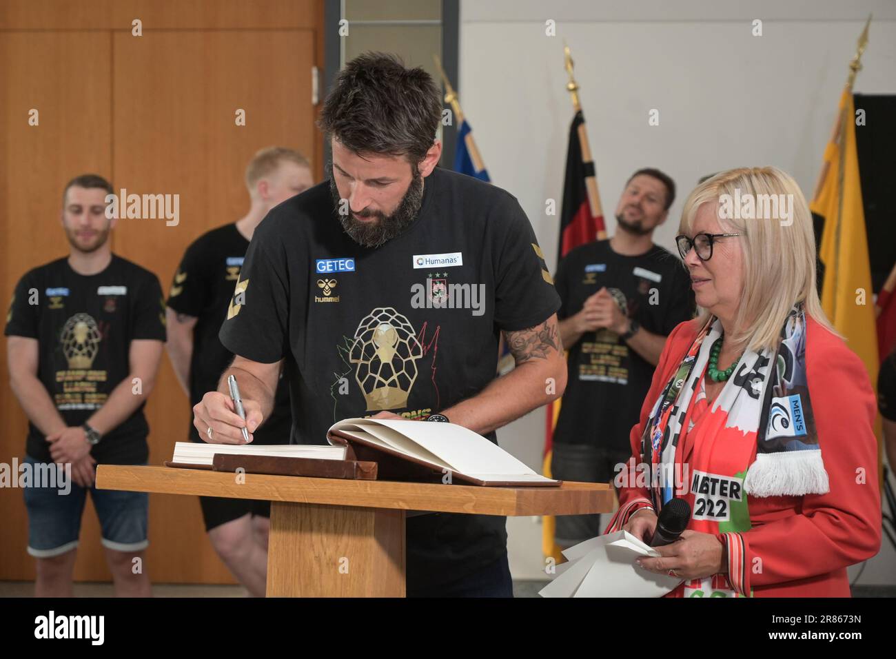 Industria mayor hi-res stock photography and images - Alamy