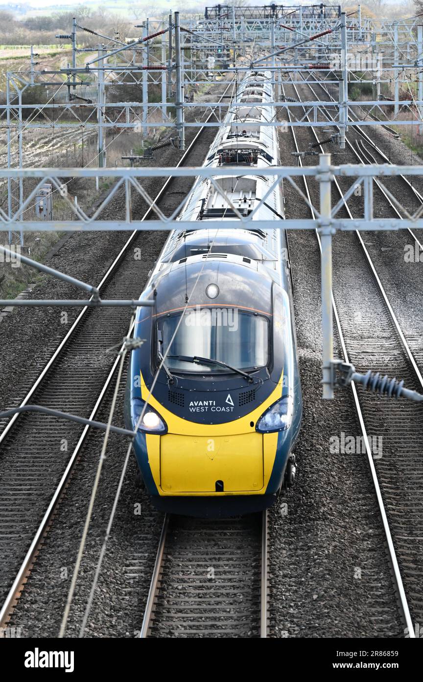 Large long train on hi-res stock photography and images - Alamy