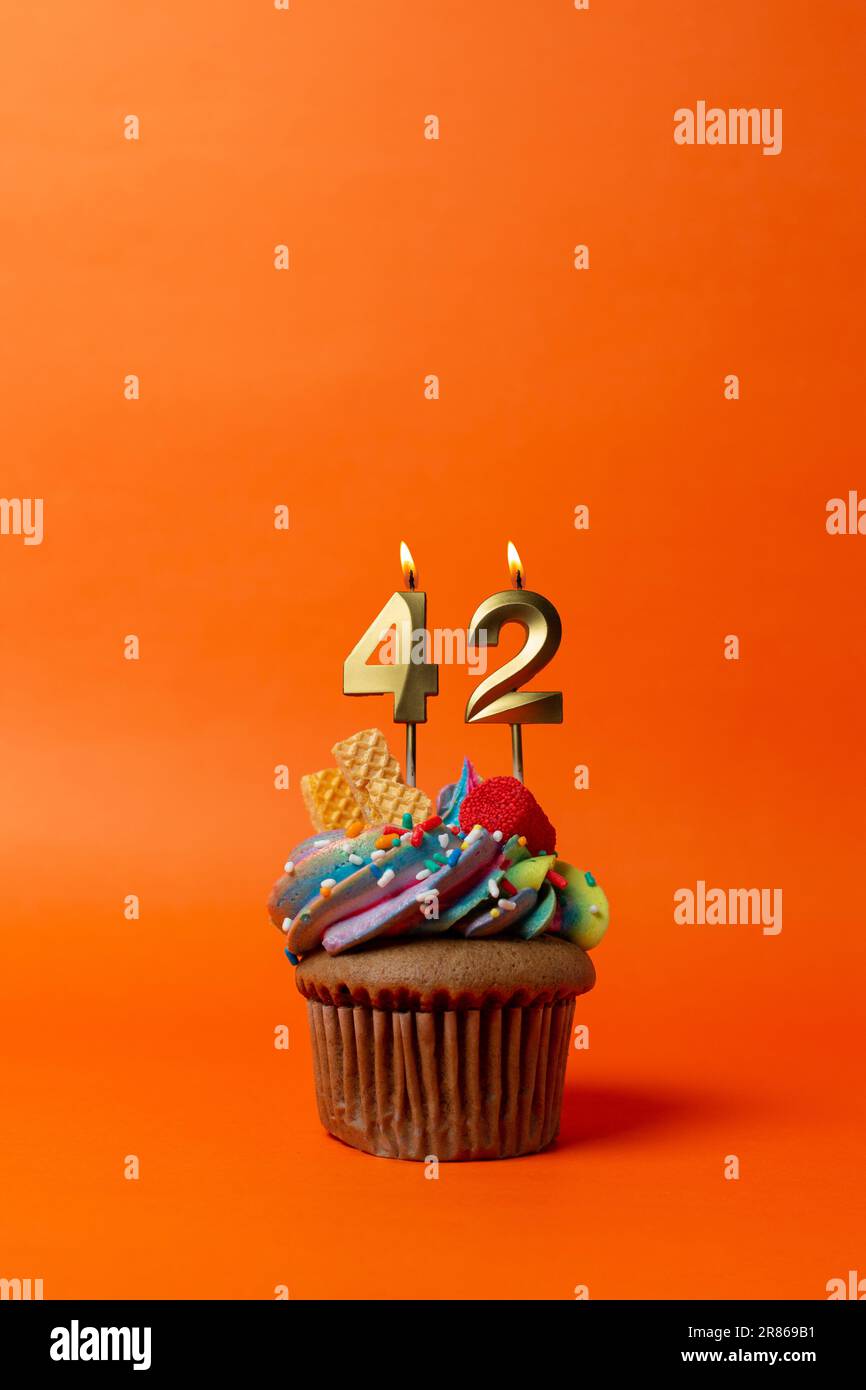 Birthday cake candles number 42 hi-res stock photography and images - Alamy
