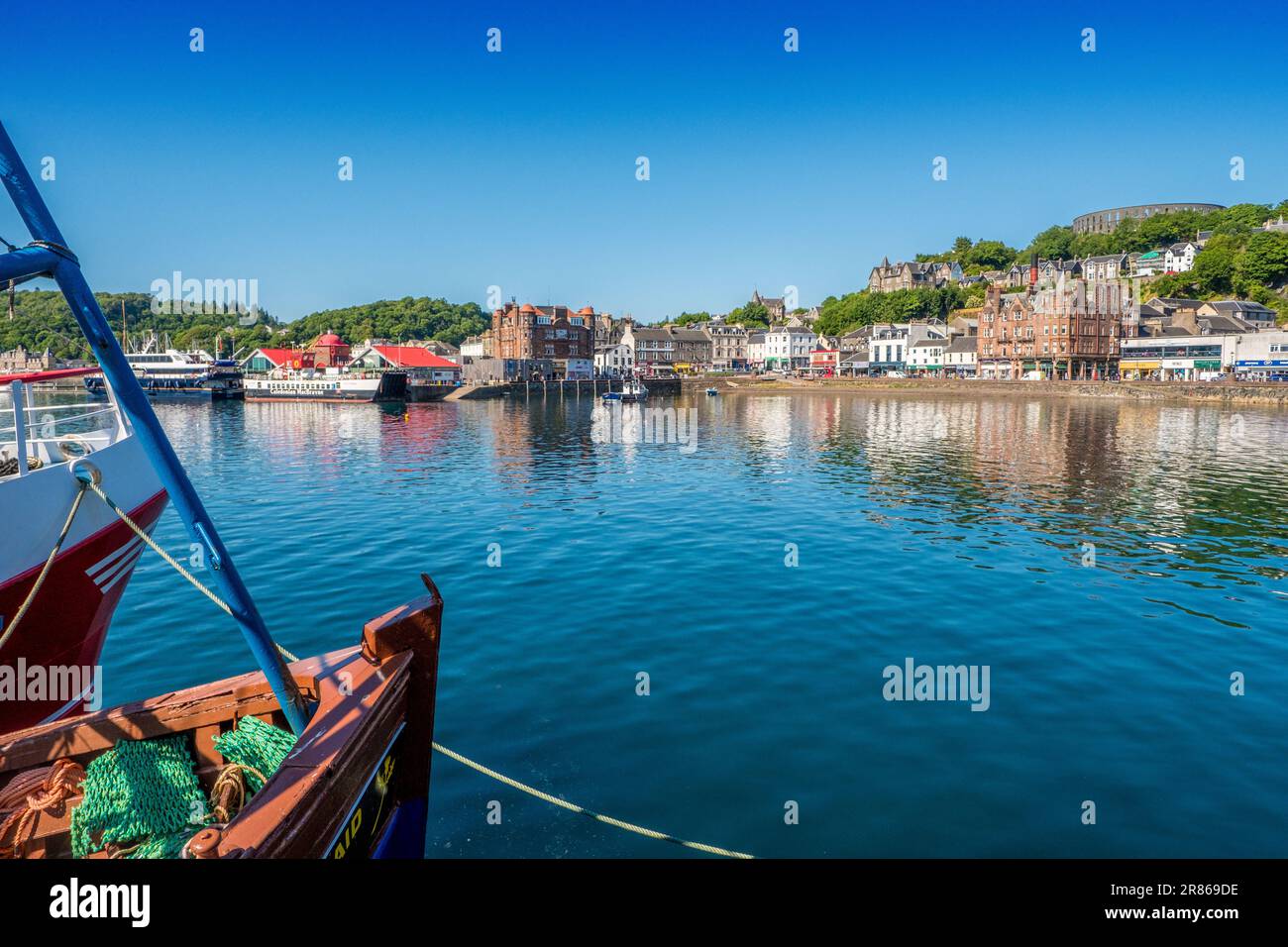 Oban harbour on the west coast of Scotland Stock Photo - Alamy
