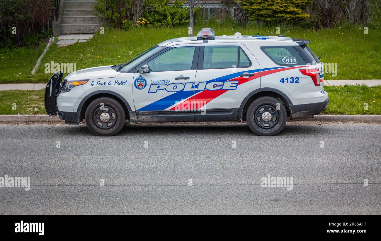 Toronto, Canada, 17 May 2020 - A white Toronto police Ford SUV cruiser ...