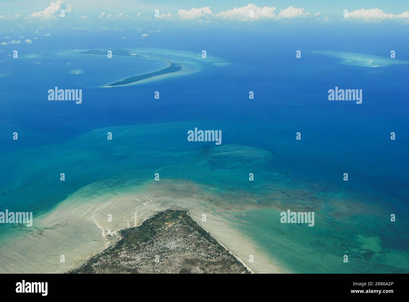 The Quirimbas Archipelago is in the Indian Ocean, just off the northern ...