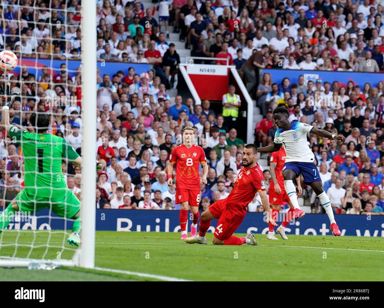 Andrew saka hi-res stock photography and images - Alamy