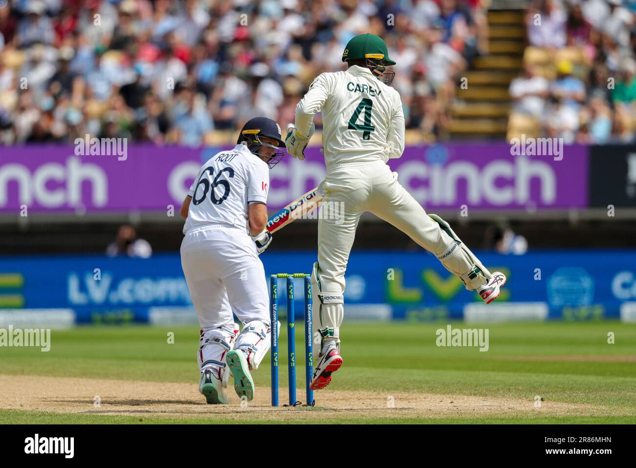Englands joe root australias hi-res stock photography and images - Alamy