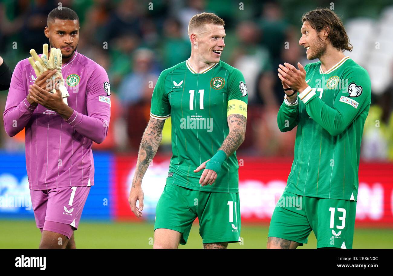 Republic of Ireland goalkeeper Gavin Bazunu (left), James McClean and ...