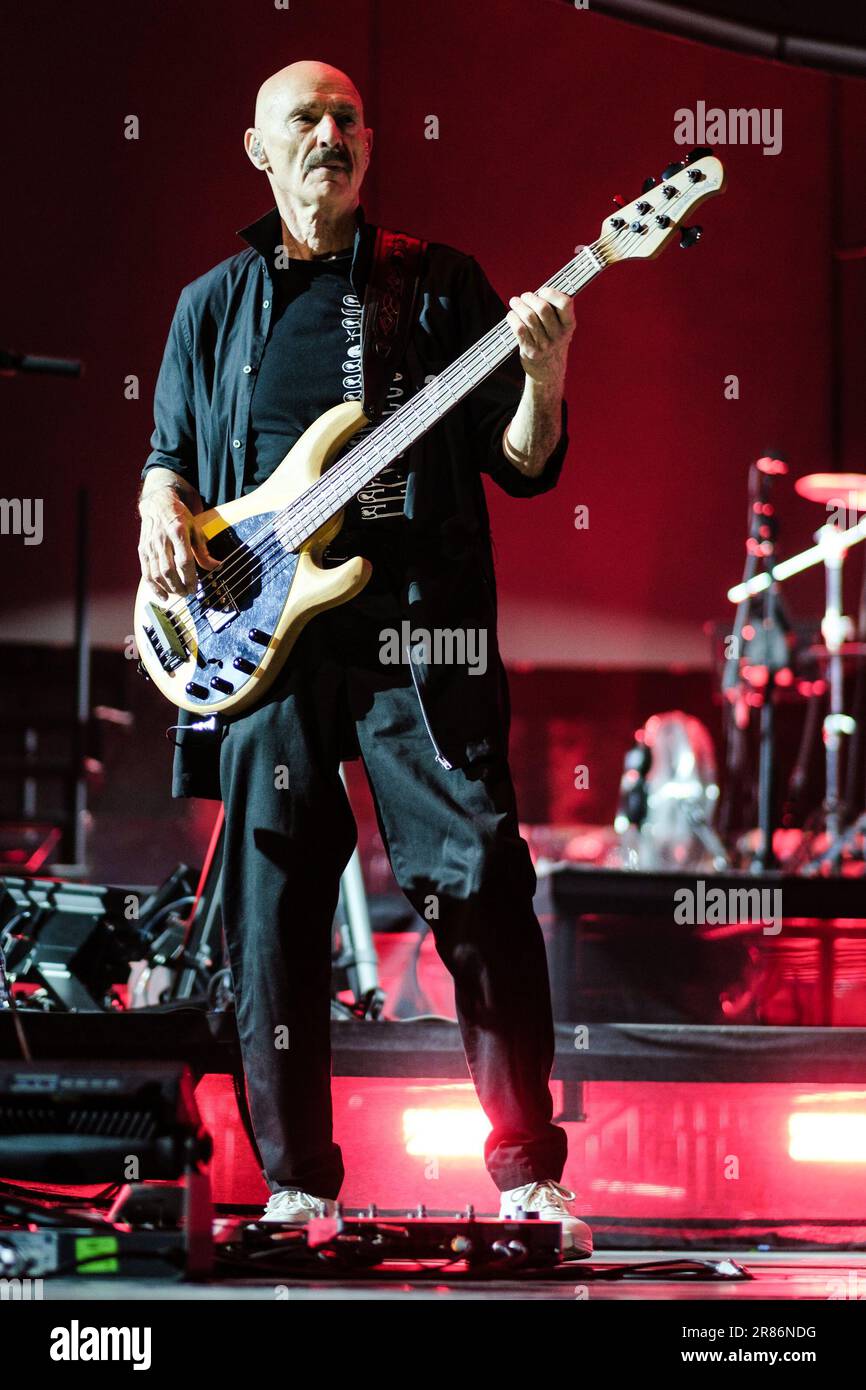 Peter Gabriel Tony Levin