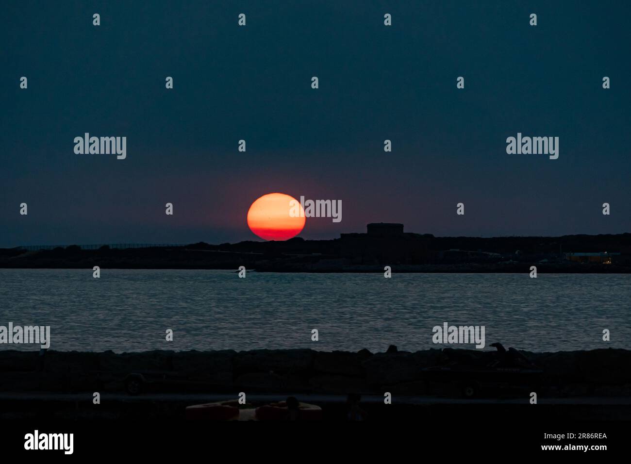 Rocky coast cyprus sunset hi-res stock photography and images - Alamy