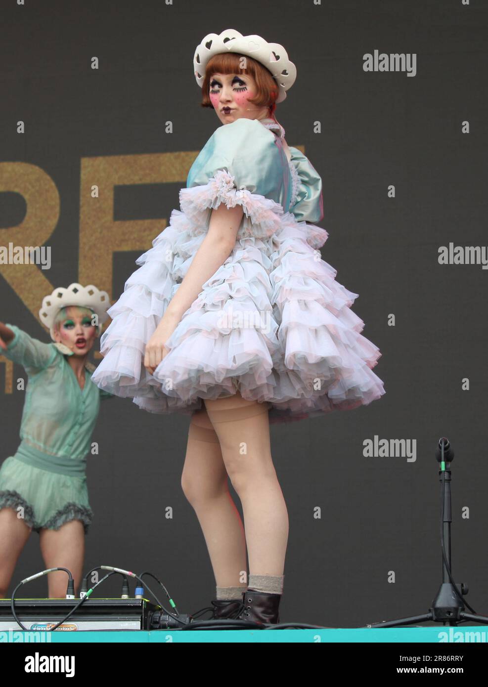 London, UK. Maude Apatow - daughter of Judd Apatow and Leslie Mann ...