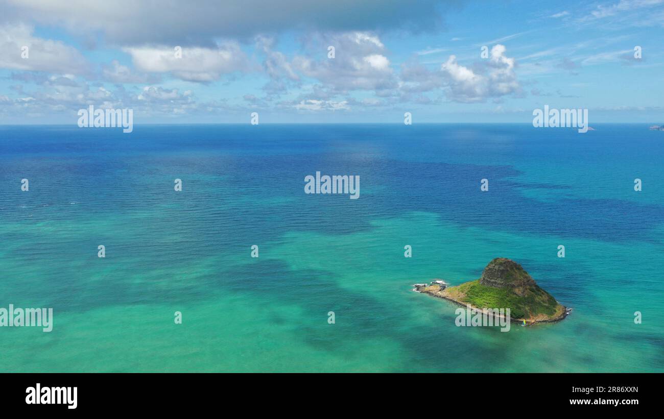 Kualoa ranch beach hi-res stock photography and images - Alamy