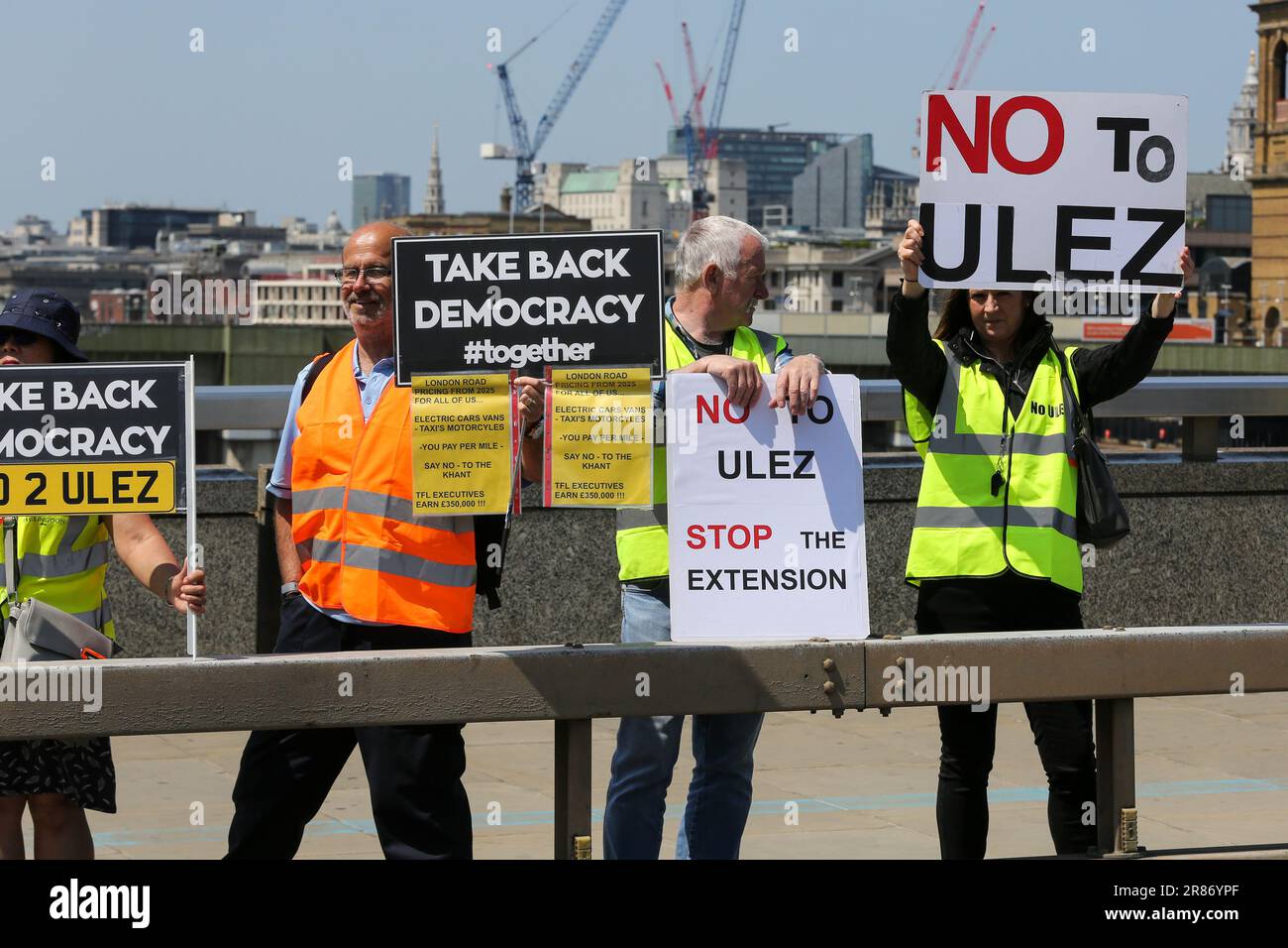 Bexley ulez hi-res stock photography and images - Alamy
