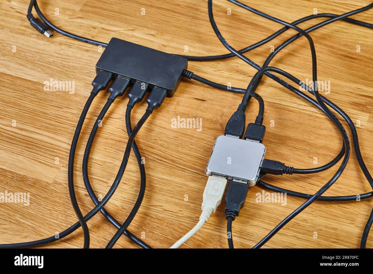 Usb hubs and cables Stock Photo - Alamy