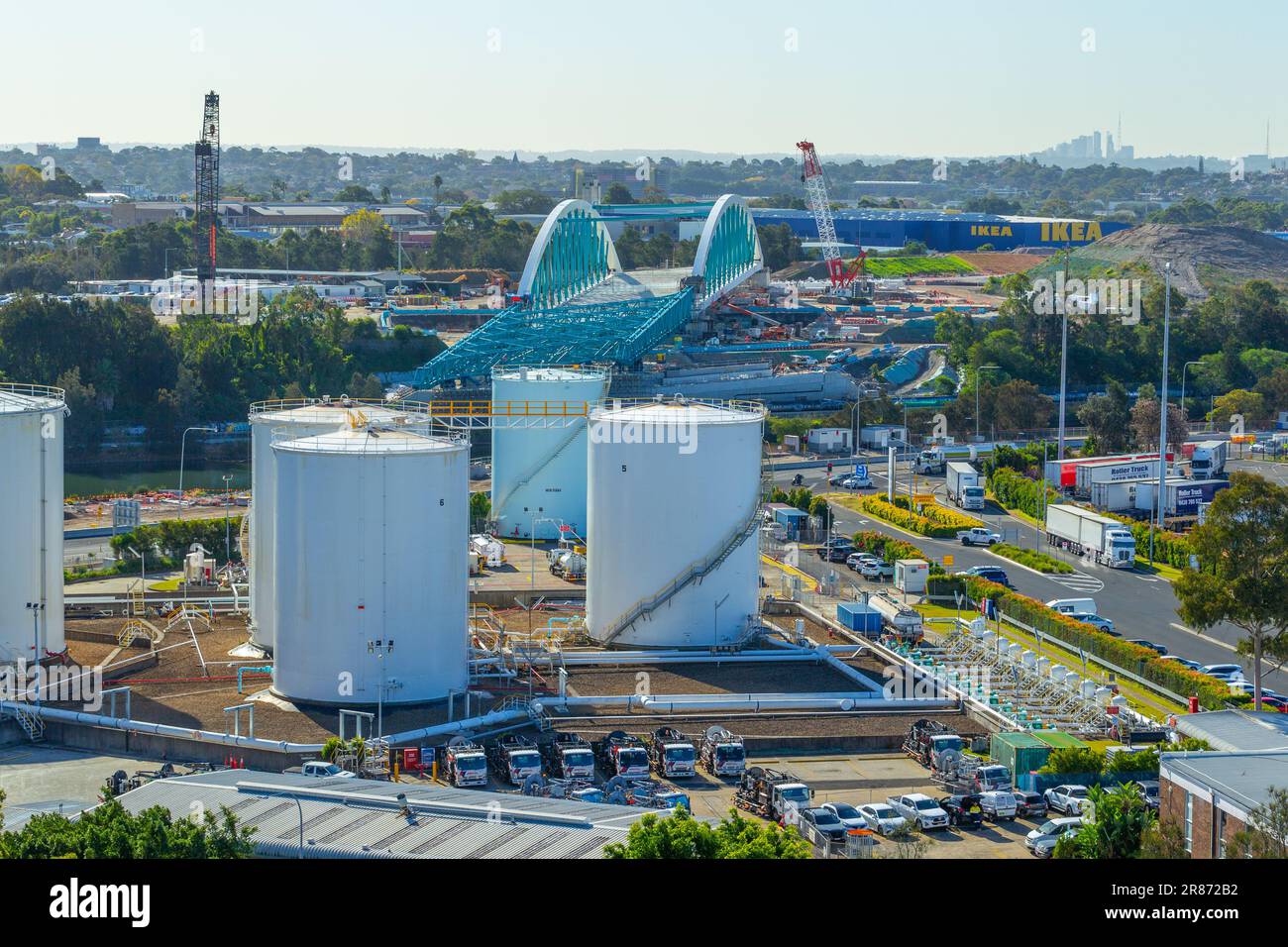 Construction of a new bridge over the Alexandra Canal at Tempe Reserve ...