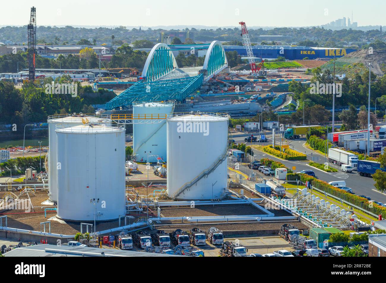 Construction of a new bridge over the Alexandra Canal at Tempe Reserve ...