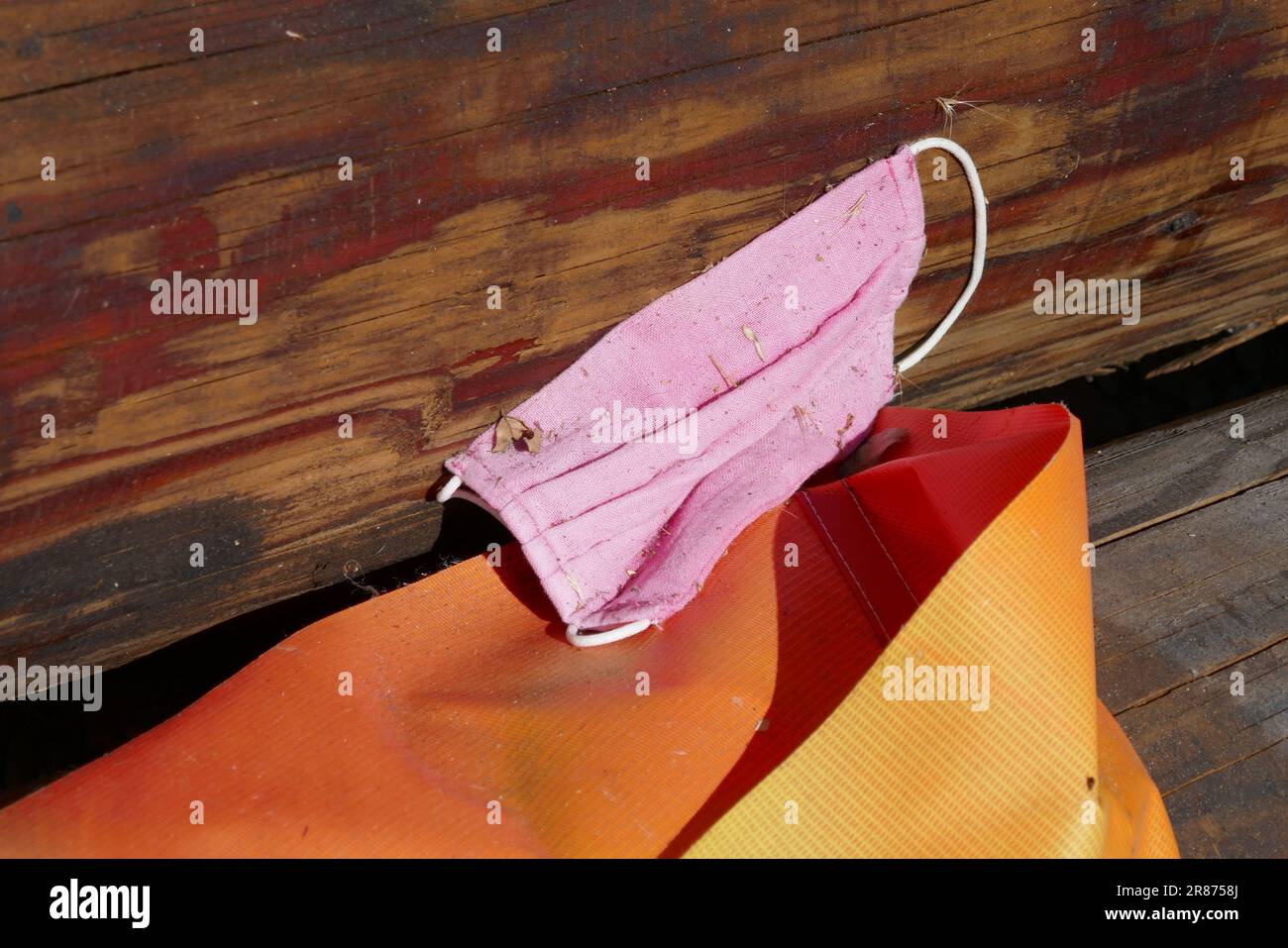 Beverly Hills, California, USA 17th June 2023 Pink Face Mask discarded ...