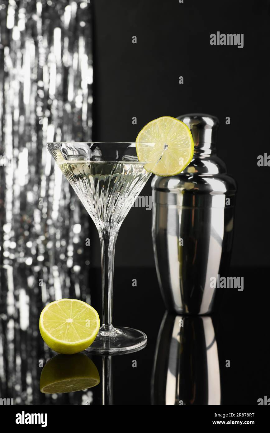 Silver vodka hi-res stock photography and images - Alamy