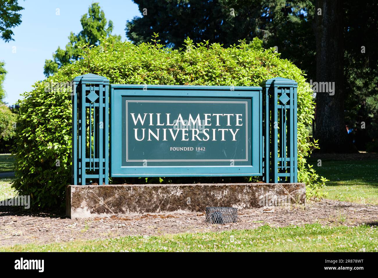 Western oregon university hi-res stock photography and images - Alamy