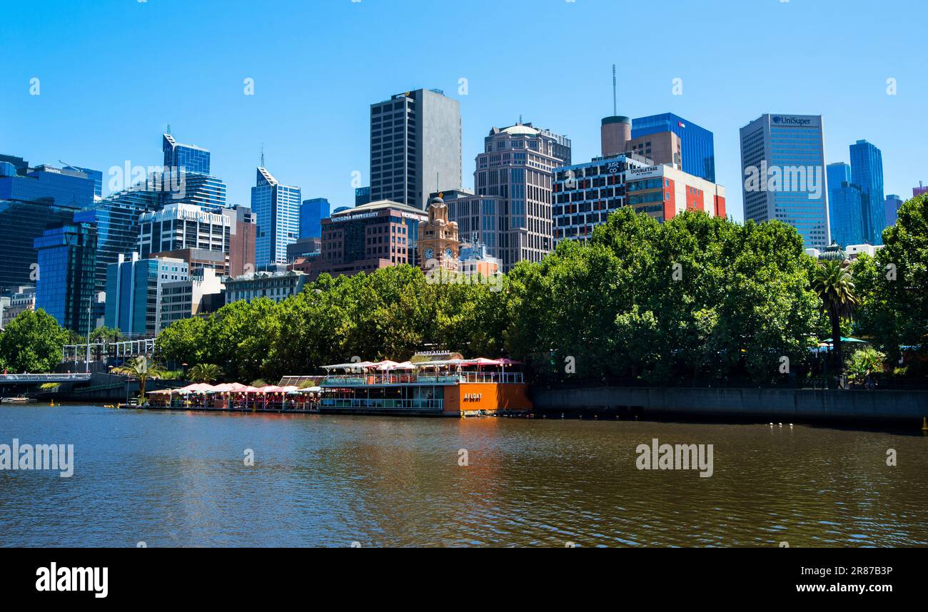 Melbourne Central Business District (CBD) and Yarra River, Victoria ...