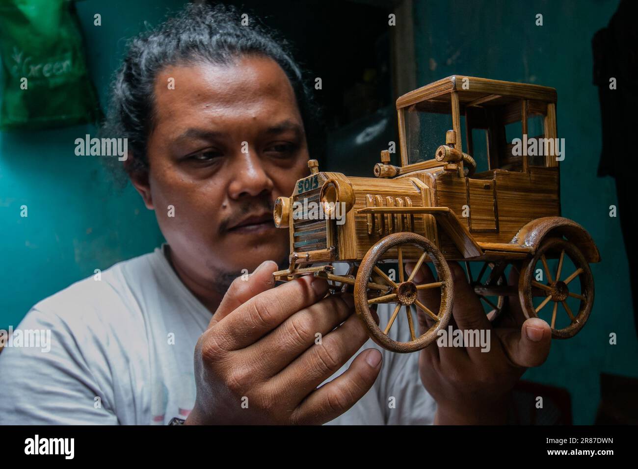 Automotive miniatures hi-res stock photography and images - Alamy