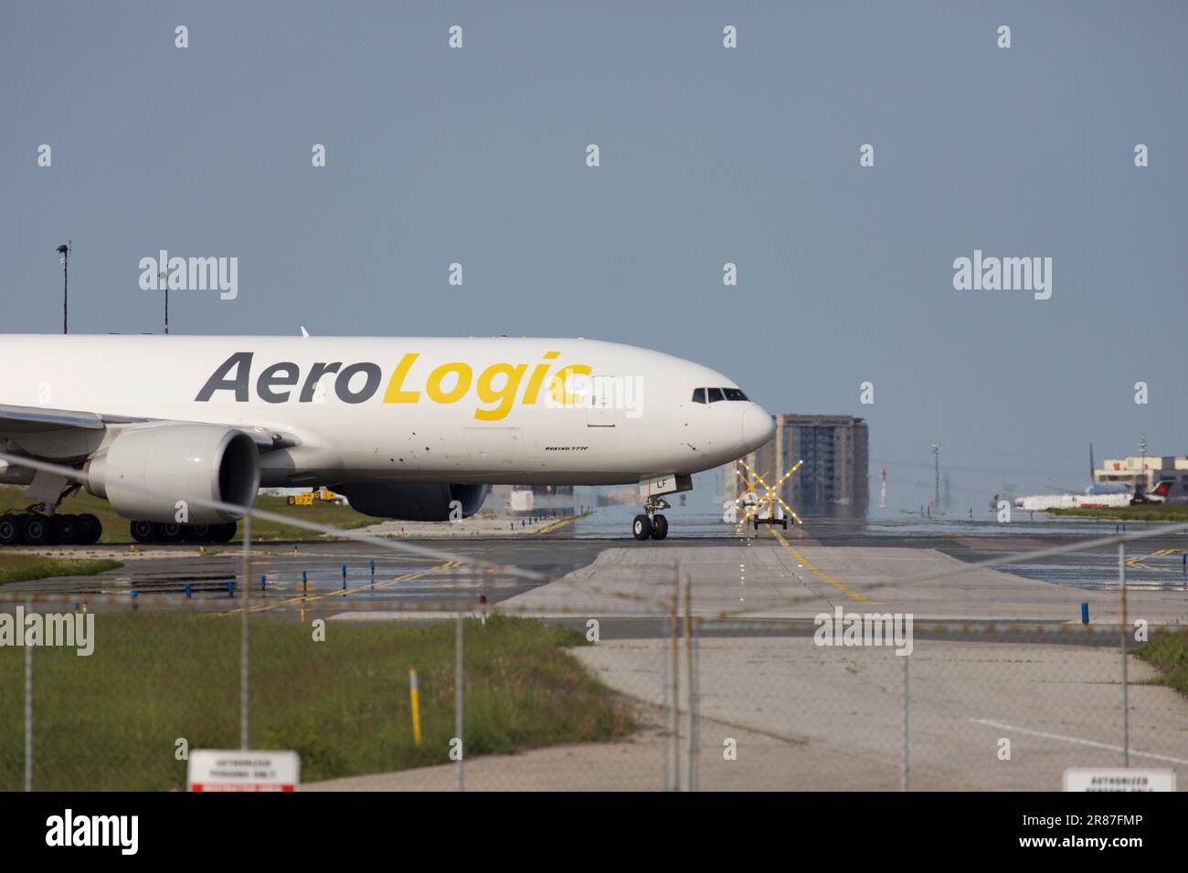 AeroLogic Boeing 777F, D-AALF, Taxiing for Takeoff at Pearson Airport ...